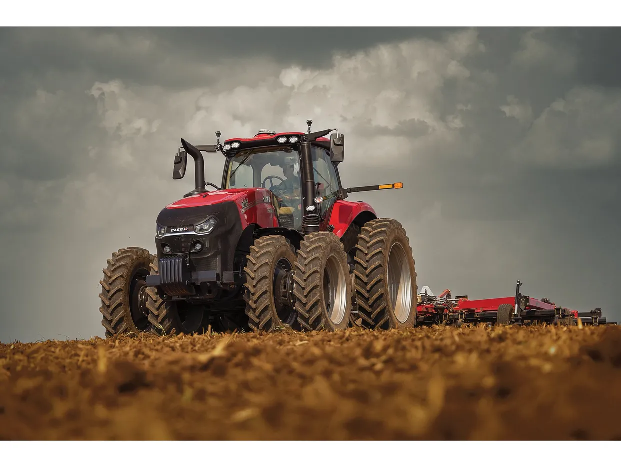 Magnum 265 HP Row Crop Tractor | Case IH