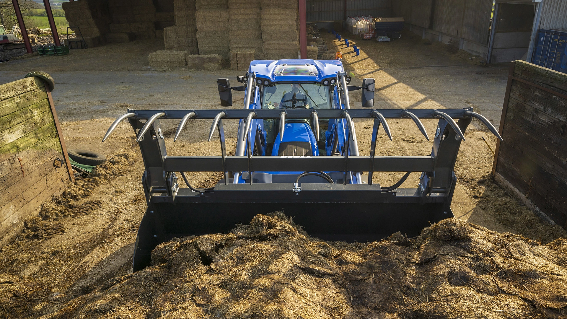 Front Loaders TL & LA | New Holland UK