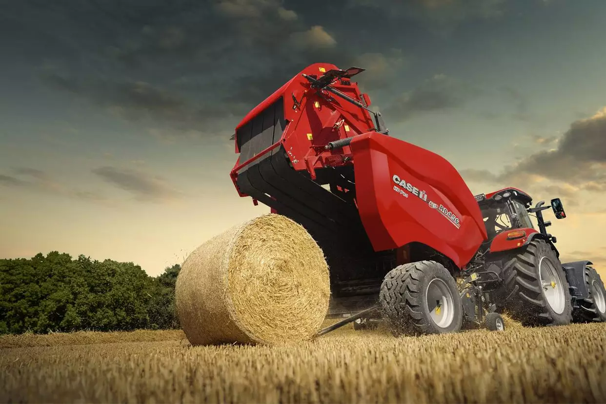 Round Balers RB456/466 HD PRO Series Variable Chamber| Hay & Forage Balers | Case IH | Case IH