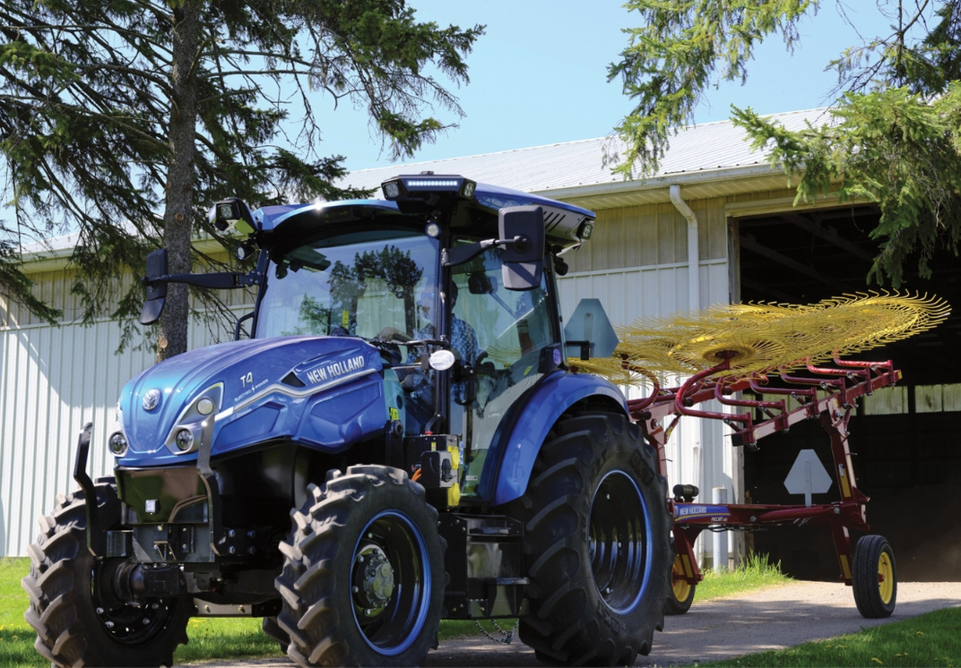 T4 Electric Power - All-Electric Utility Tractor | New Holland ROI