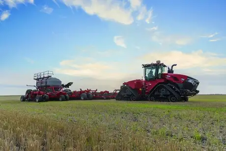Découvrez la gamme complète de tracteurs Case IH