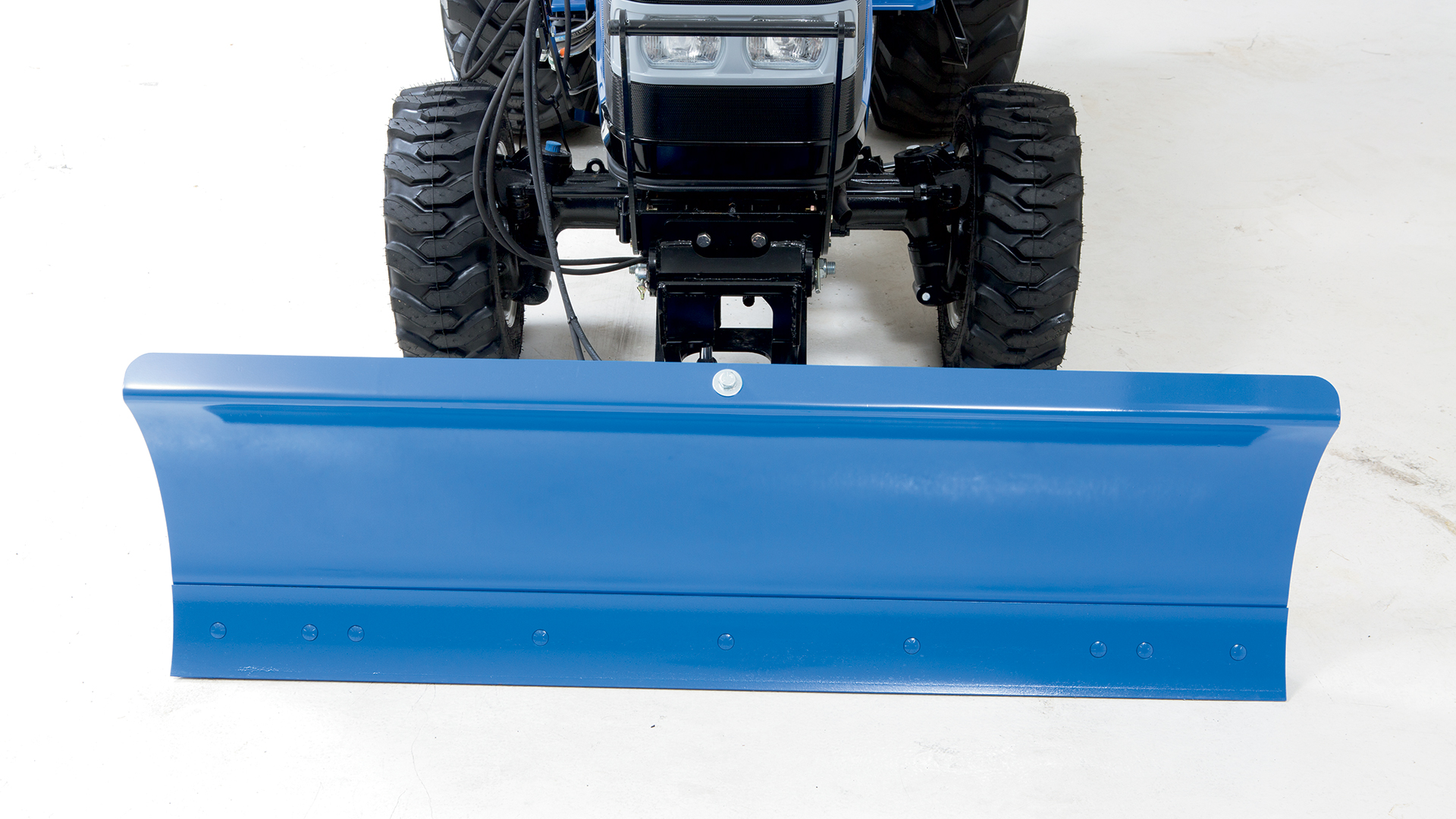 Front Blades for Tractors | New Holland