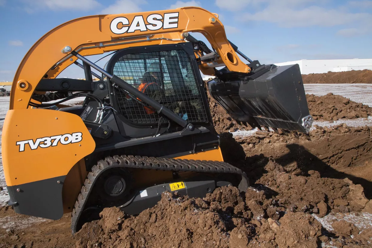 B-Series Compact Track Loaders | Skid Steers & Track Loaders | Case IH