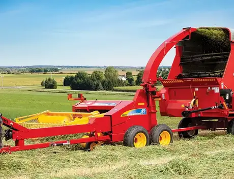 Pull-Type Forage Harvester - Flail Chopper | New Holland