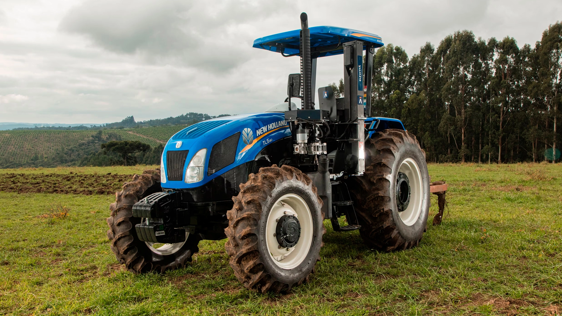 Trator TL5 Acessível New Holland | Inclusão e Eficiência no Campo | New ...