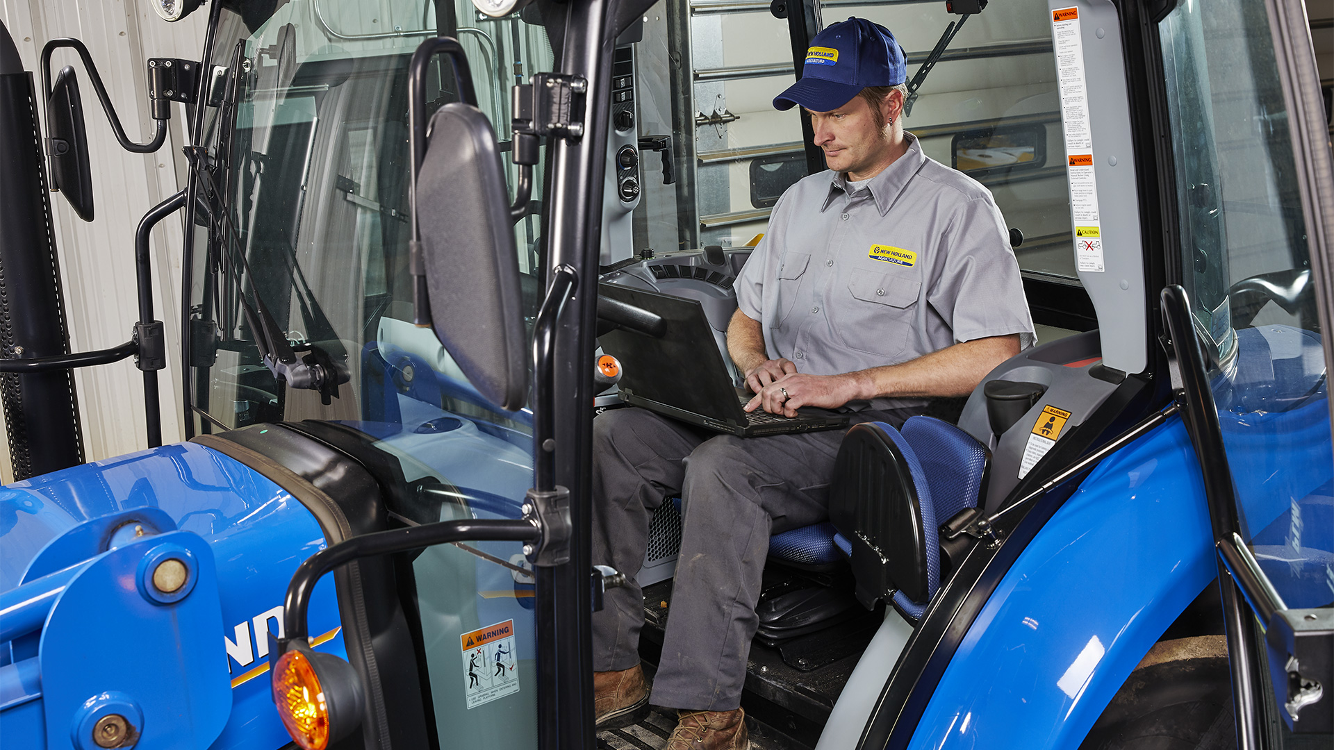 Electronic Service Tool (EST) | New Holland