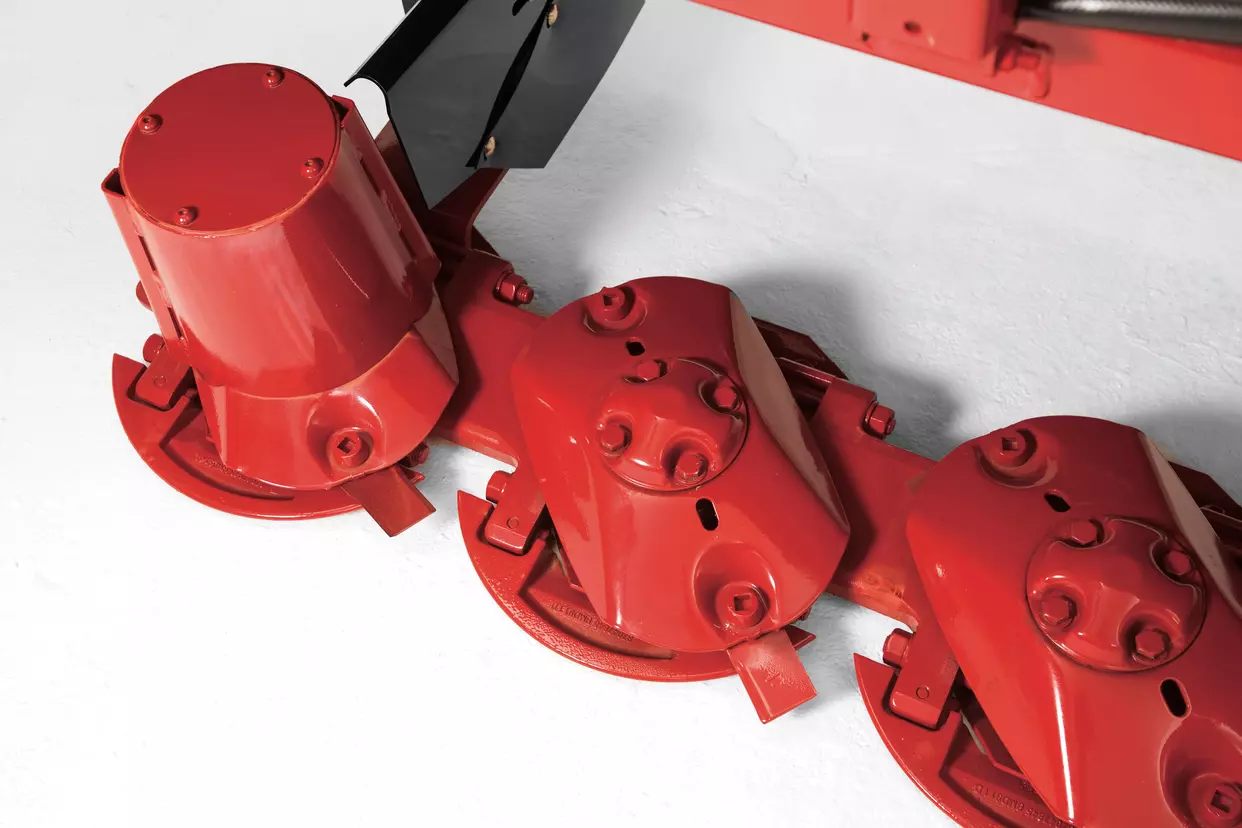 Disc Mowers | Hay Cutters | Case IH