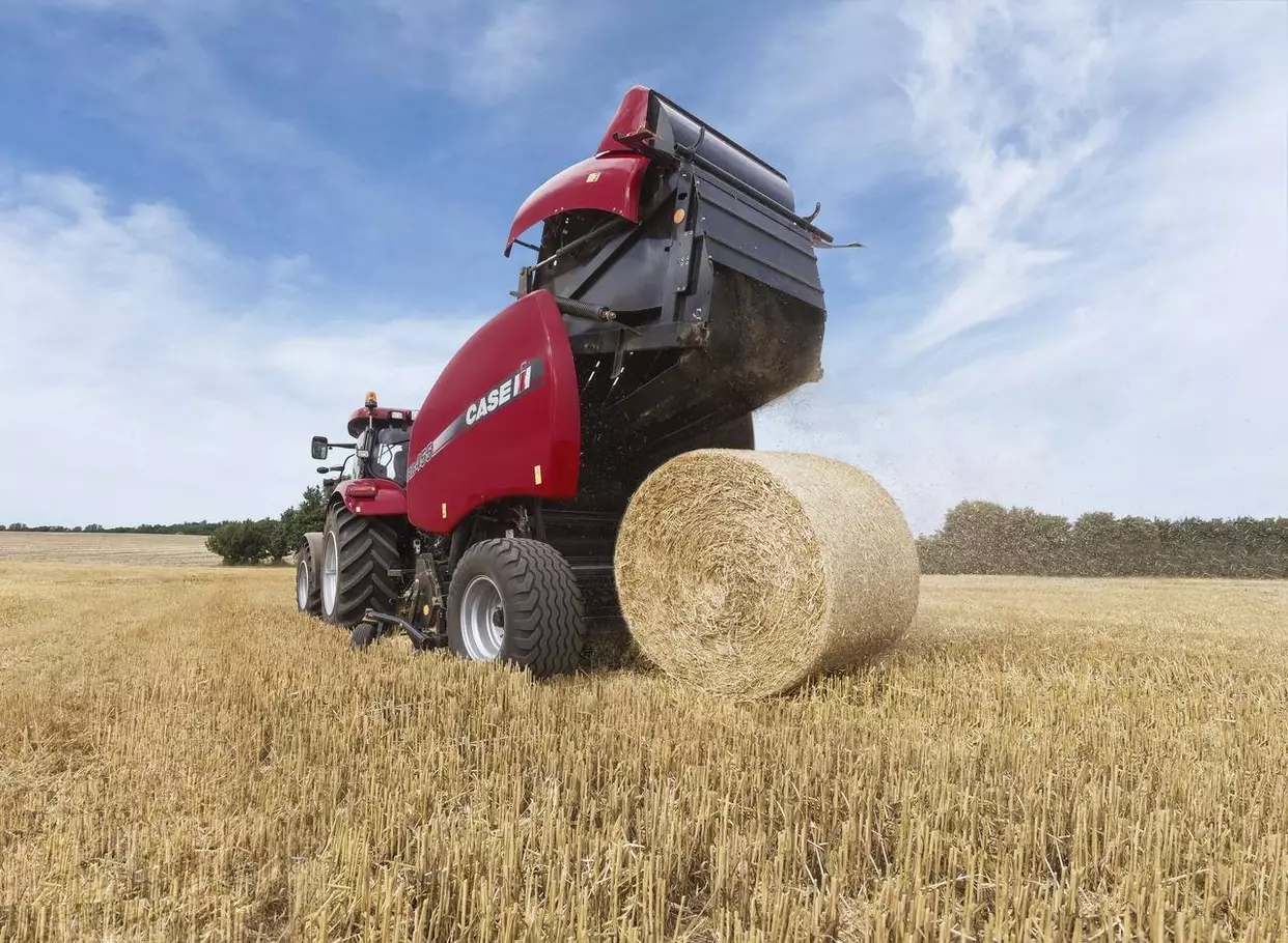 Round Balers RB344 Series Fixed Chamber | Case IH