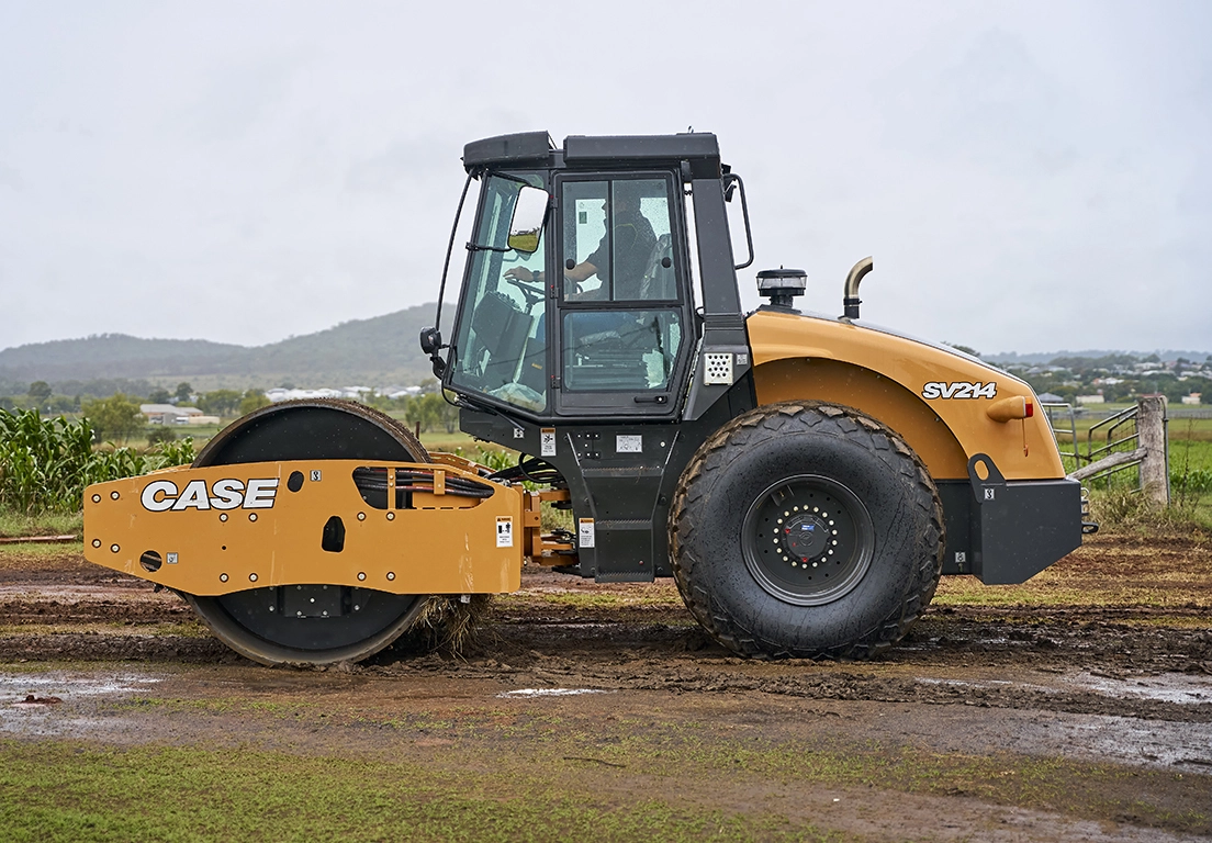 Roller Compactor SV214 | CASE AU