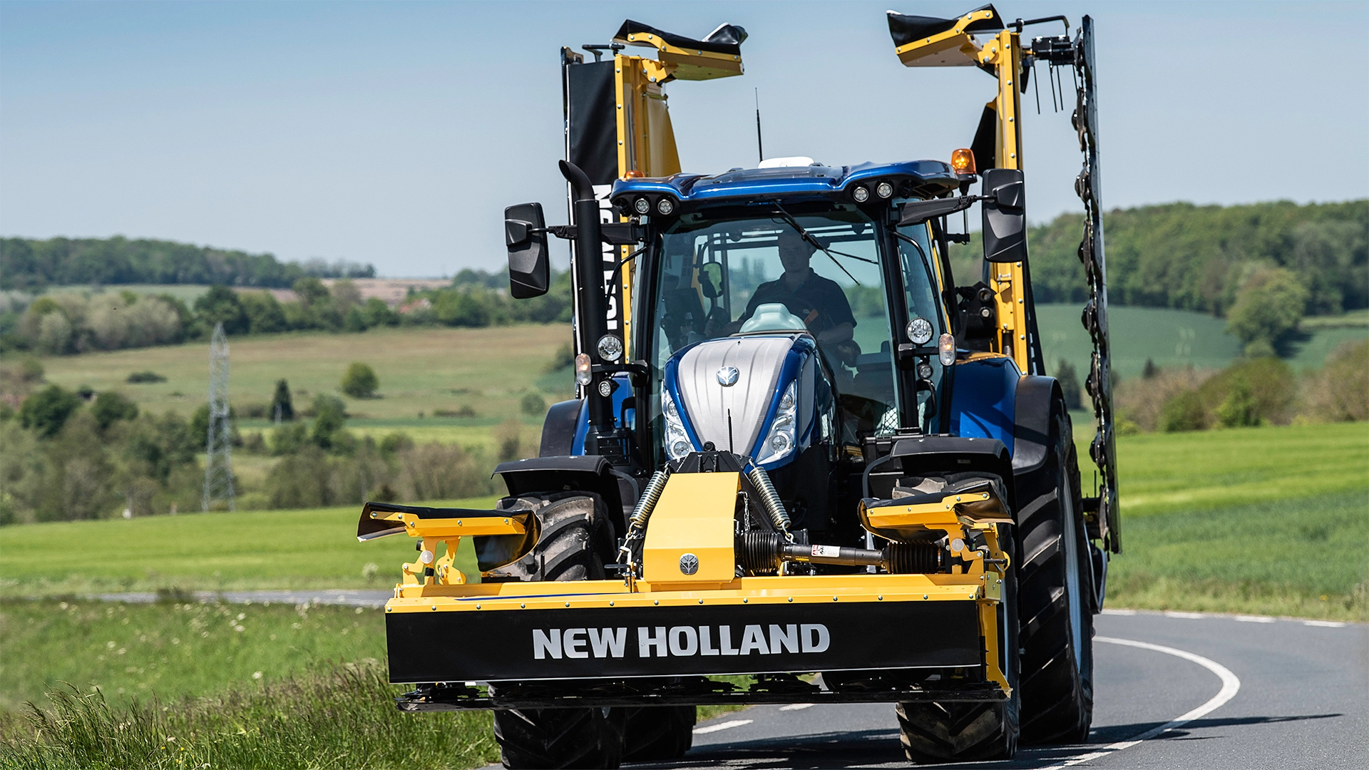 MegaCutter Mowers - Boost Your Hay Production | New Holland UK
