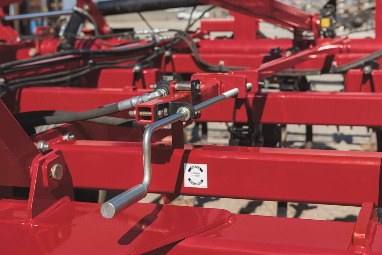 Farm Cultivators | Seedbed Preparation | Case IH