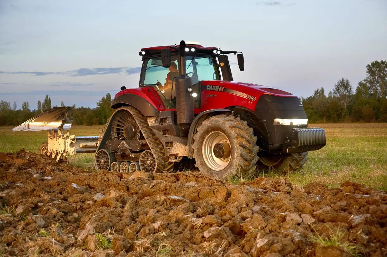 Magnum Rowtrac | Tractors | Case IH