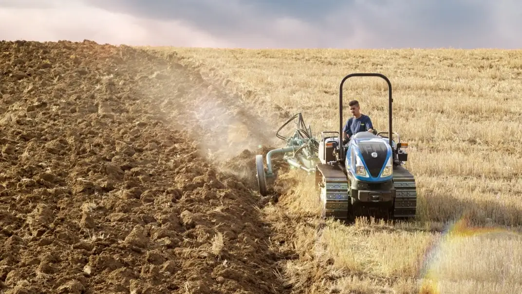 Tracked Tractor (Crawler Tractor) TK4 | New Holland AU