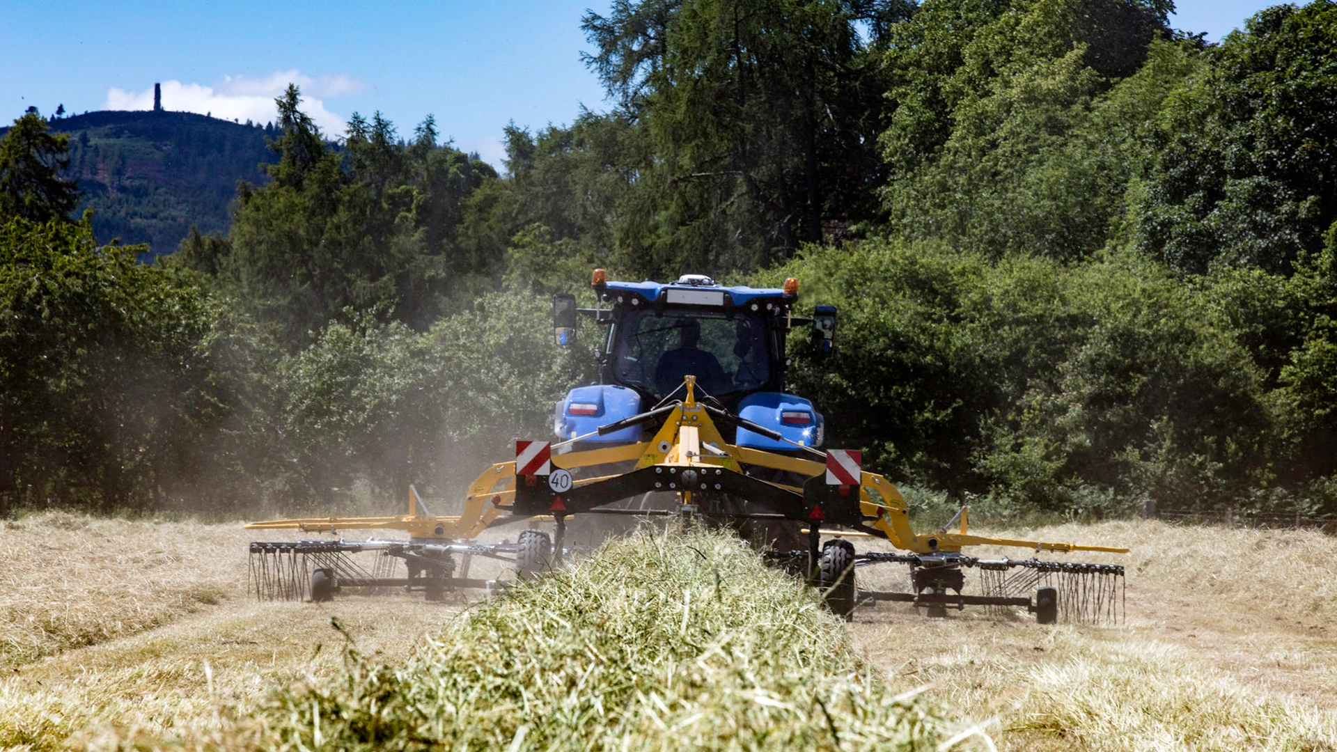 Twin Rotor Rake | Prorotor™ C | New Holland UK
