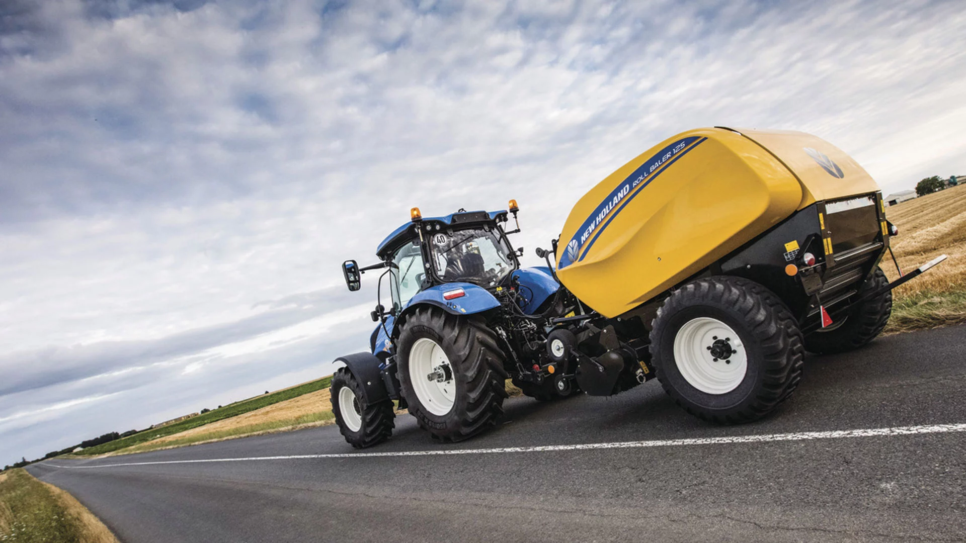 Round Baler: Roll Baler | New Holland ME