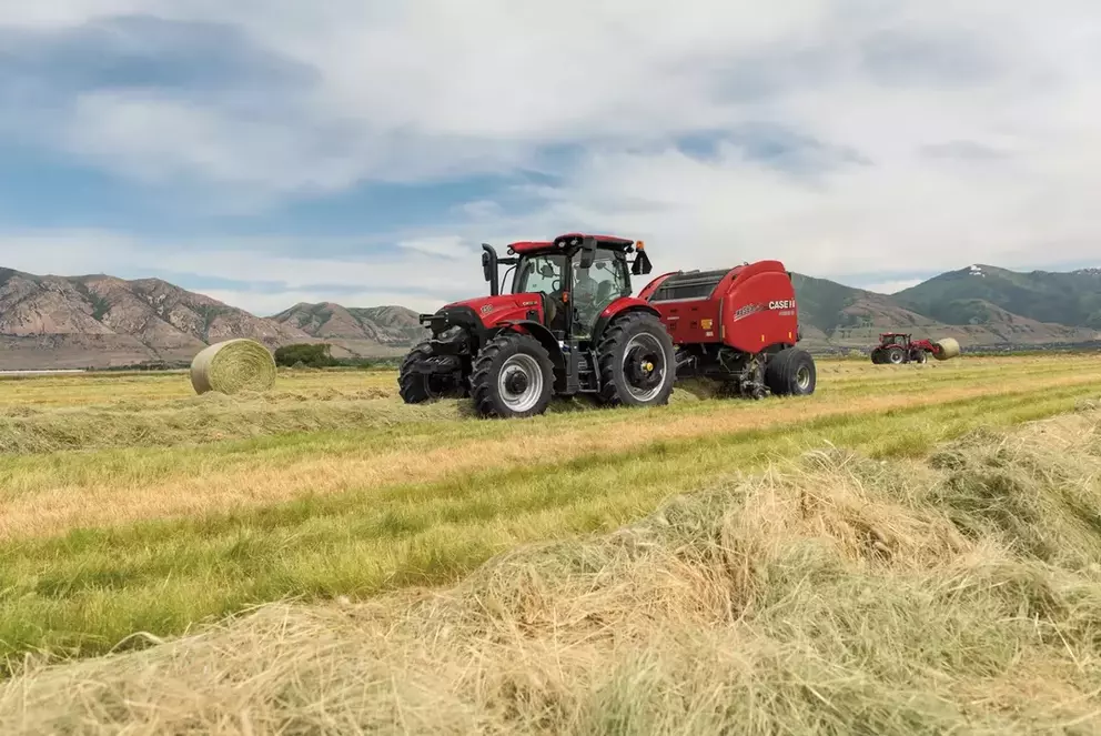 Maxxum 150 | 4 Wheel Drive Multipurpose Tractors | Case IH