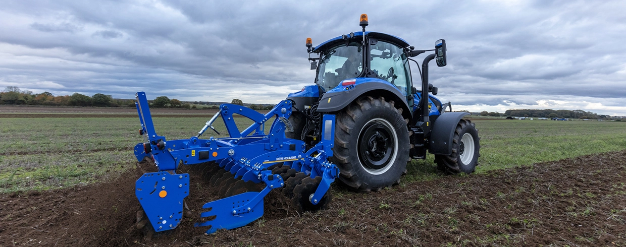 SDM & SDH Disc Cultivators for Healthier Soil | New Holland UK