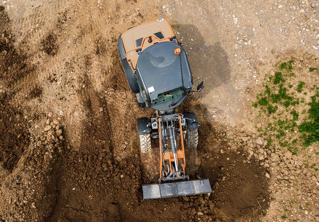 321F Compact Wheel Loader | CASE EU